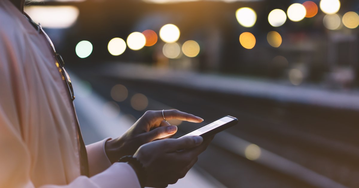 Norge surfer mindre på mobilen - Nkom